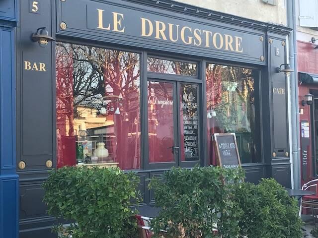 Le Drugstore - Restaurants